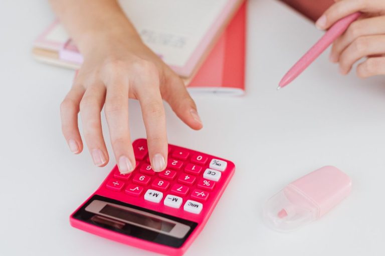 Building Numeracy Skills with Interactive Calculators - Montessori ...